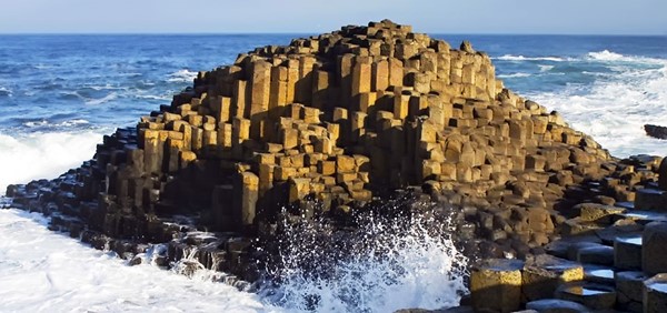 Visit the Giants Causeway from Scotland - West Coast Tours